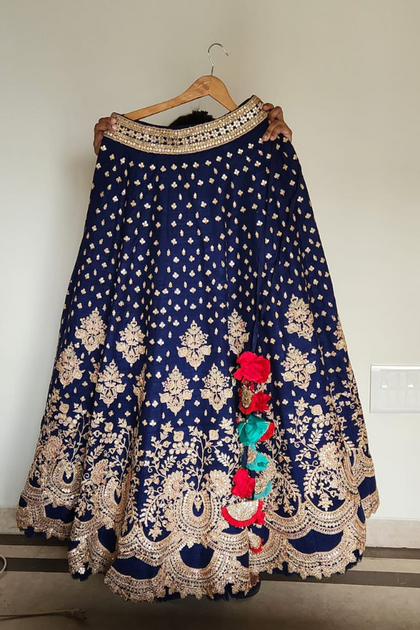 Nidhi Tholia blue embroidered lehenga – Kuro Clothing India